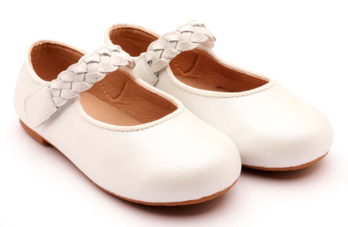 White (Nacardo Blanco) Lady Plat Mary Jane – Aiden + Ollie